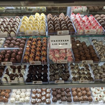 FARMHOUSE SWEETS - Updated October 2025 - 101 Photos & 45 Reviews ...