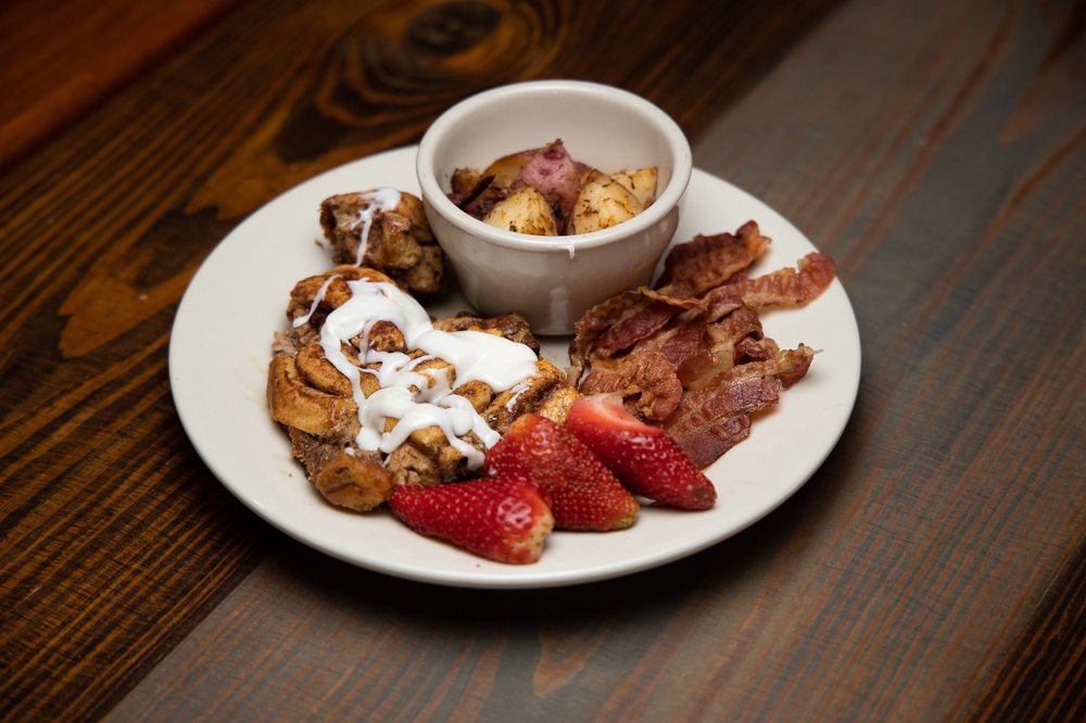 BOGIES DELICATESSEN - 35 Photos & 51 Reviews - 703 W Brookhaven Cir ...