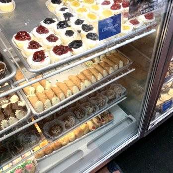 ZEPPIERI & SONS BAKERY - Updated July 2024 - 93 Photos & 127 Reviews ...