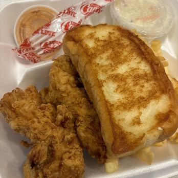 RAISING CANE’S CHICKEN FINGERS - Updated January 2026 - 61 Photos & 29 ...