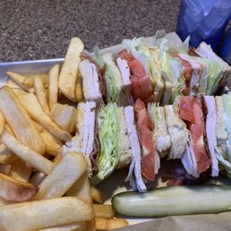 EARL’S CASTLE - Updated January 2025 - 126 Photos & 191 Reviews - 491 ...