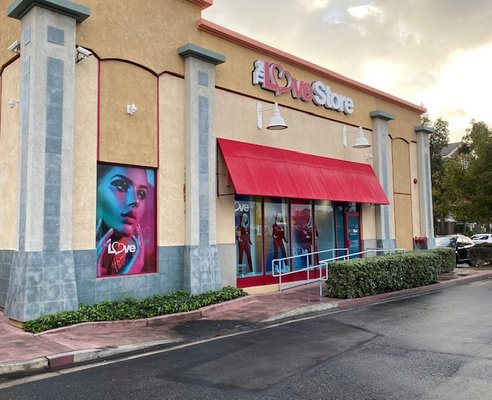 THE LOVE STORE - 15 Photos & 26 Reviews - Adult - 4421 Ontario Mills ...