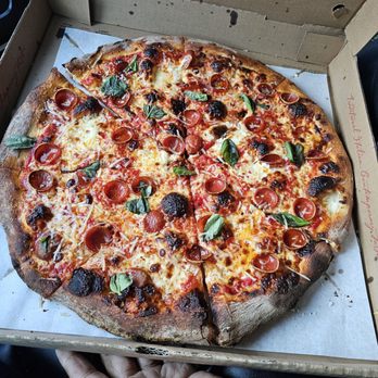 BIRD PIZZERIA - Updated August 2024 - 83 Photos & 71 Reviews - 510 E ...