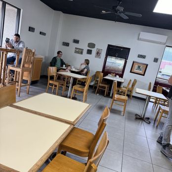 LITO’S KITCHEN - Updated August 2024 - 217 Photos & 151 Reviews - 2714 ...