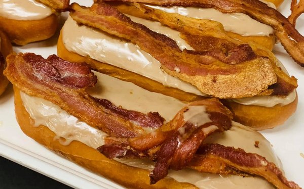 DK DONUTS & BURGERS - Updated August 2025 - 63 Photos & 108 Reviews ...