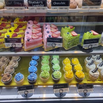 LE MONDE BAKERY & CAFE - Updated December 2025 - 50 Photos & 16 Reviews ...