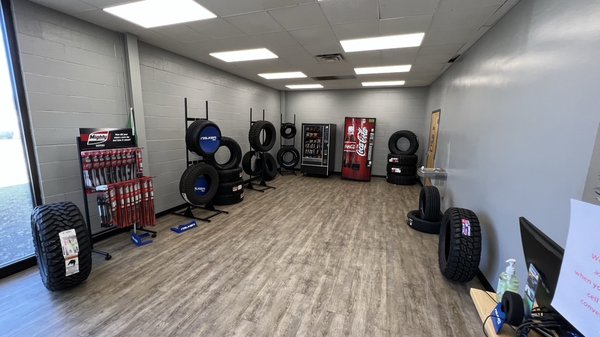 TRIPLE T TIRE - POINT S - Updated December 2025 - 2054 US 51 S ...