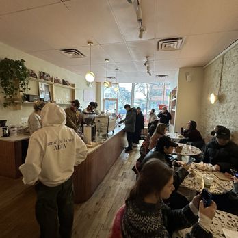 ALLEZ CAFE - Updated April 2025 - 276 Photos & 124 Reviews - 2239 N ...