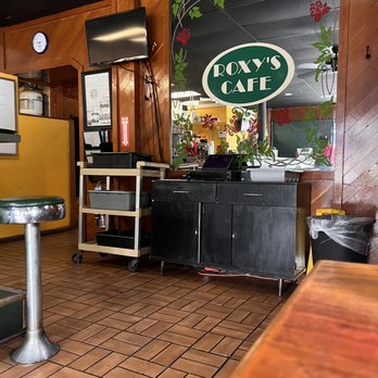 ROXY’S CAFE - Updated December 2025 - 80 Photos & 70 Reviews - 274 ...