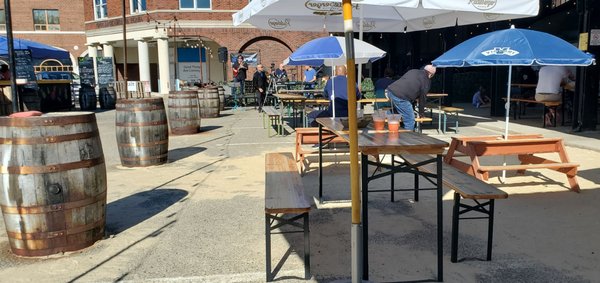 PINEAPPLE EXPRESS BARBECUE - Updated December 2025 - 112 Photos & 113 ...