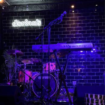 DORIAN’S - Updated October 2025 - 159 Photos & 102 Reviews - 1939 W ...