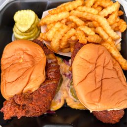 DAVE’S HOT CHICKEN - Updated December 2025 - 146 Photos & 126 Reviews ...