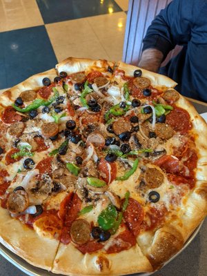 DEWEY’S PIZZA - 107 Photos & 228 Reviews - 2194 Lee Rd, Cleveland ...