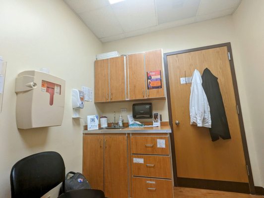 HOWARD UNIVERSITY HOSPITAL - Updated November 2025 - 35 Photos & 140 ...