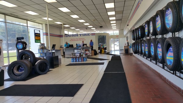 DUNN TIRE - Updated January 2026 - 16 Photos & 26 Reviews - 2150 Union ...