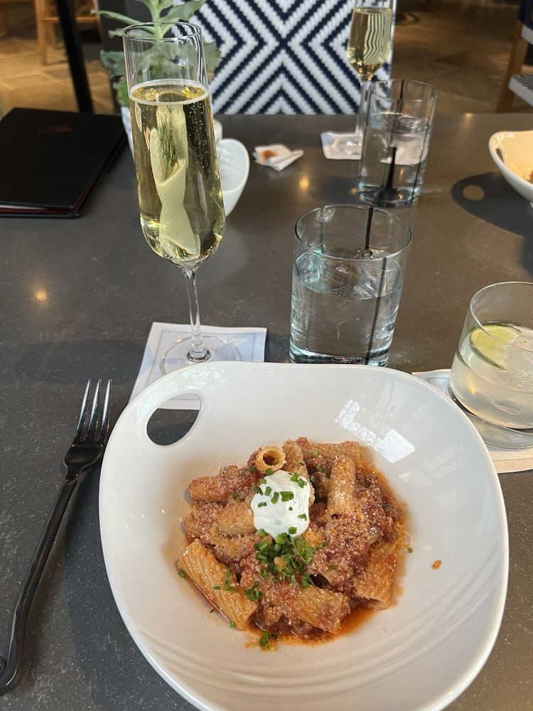 AMORE DEL LAGO - Updated July 2024 - 37 Photos & 12 Reviews - 1 Lake ...