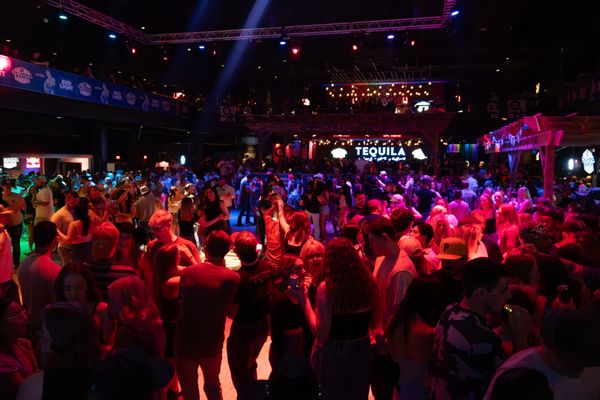 OKLAHOMA RANCH - Updated December 2025 - 38 Photos - 425 Kings Of Leon ...