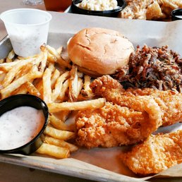 THE FISHIN’ PIG - Updated September 2025 - 848 Photos & 496 Reviews ...