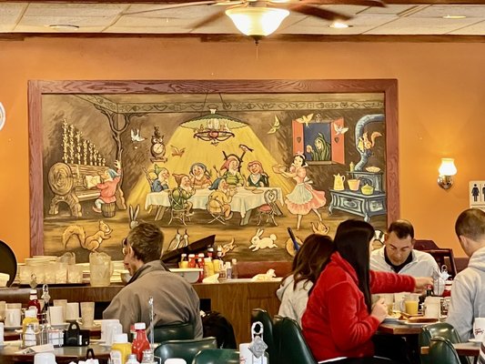 SEVEN DWARFS FAMILY RESTAURANT - Updated April 2026 - 211 Photos & 193 ...