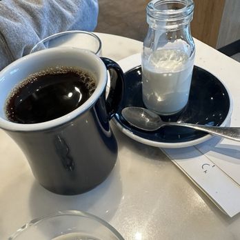 TWO HANDS - Updated April 2025 - 423 Photos & 249 Reviews - 606 8th Ave ...