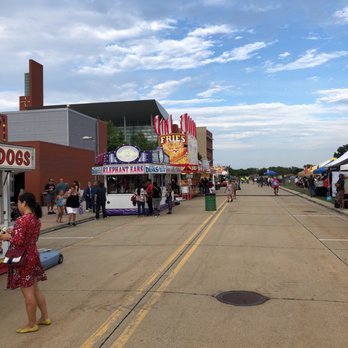 WARREN PUBLIC LIBRARY CIVIC CENTER BRANCH - Updated August 2025 - 20 ...