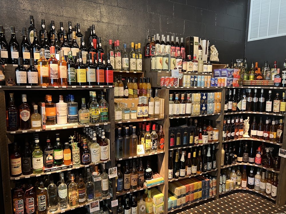 LENELL’S BEVERAGE BOUTIQUE - Updated December 2025 - 124 Photos & 39 ...