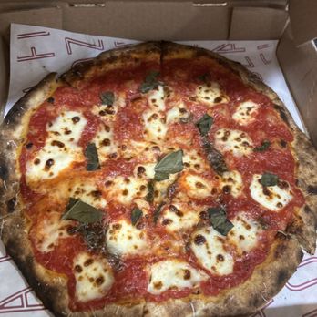 FLOZA CRAFT PIZZA - Updated December 2025 - 25 Photos & 49 Reviews ...