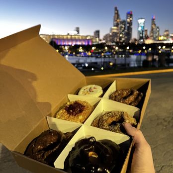 DO-RITE DONUTS & CHICKEN - 1990 Photos & 1444 Reviews - 233 E Erie St ...