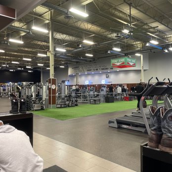 GOODLIFE FITNESS - Updated December 2025 - 19 Photos & 42 Reviews ...