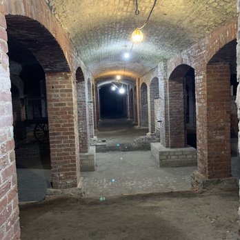 INDIANA LANDMARKS -- CITY MARKET CATACOMBS TOURS - Updated December ...