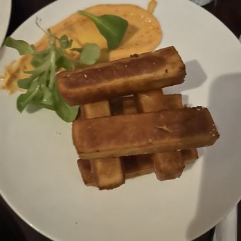 BAYBERRY - Updated January 2026 - 291 Photos & 121 Reviews - 501 Main ...