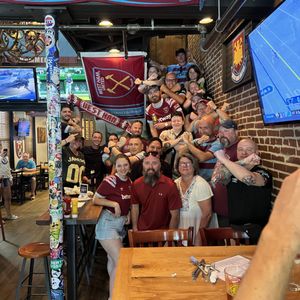 SLÁINTE IRISH PUB AND RESTAURANT - 315 Photos & 363 Reviews - 1700 ...