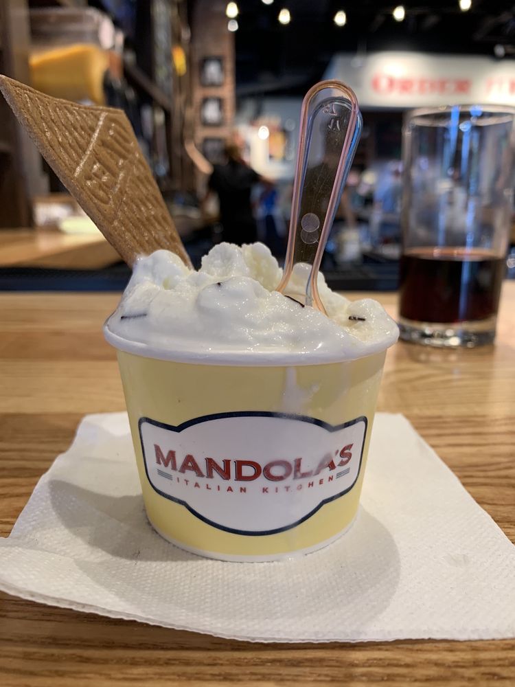 MANDOLAS ITALIAN KITCHEN - 193 Photos & 94 Reviews - 3138 Tampa Rd ...