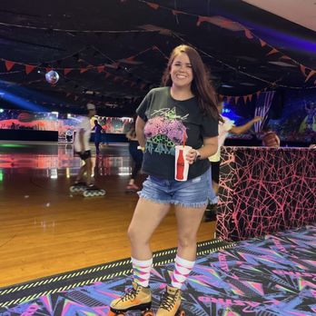 ASTRO SKATE ORLANDO - Updated January 2026 - 94 Photos & 79 Reviews ...