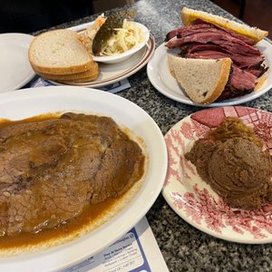 SNOWDON DELI - 199 Photos & 149 Reviews - 5265 Boulevard Décarie ...