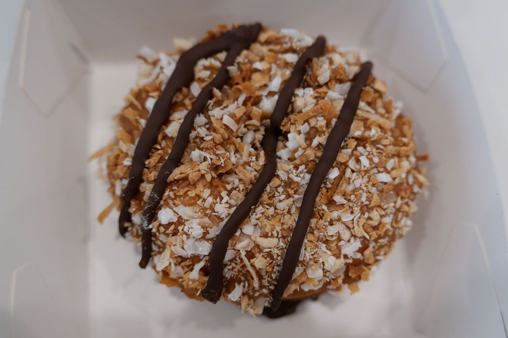 DONUT FRIEND - Updated January 2026 - 1087 Photos & 580 Reviews - 543 S ...