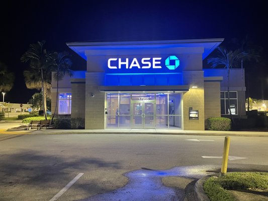 CHASE BANK - Updated July 2024 - 17955 S Military Trl, Boca Raton ...
