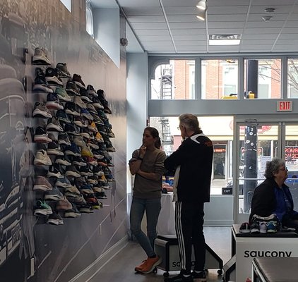 KEYSTONE RUNNING STORE - Updated December 2025 - 200 East High St ...