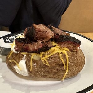 CLARK CREW BBQ - 569 Photos & 596 Reviews - 3510 NW Expy, Oklahoma City ...