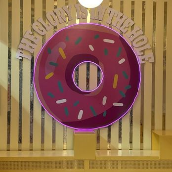 FRIENDLY DONUTS - Updated May 2024 - 2719 Photos & 1508 Reviews - 4442 ...