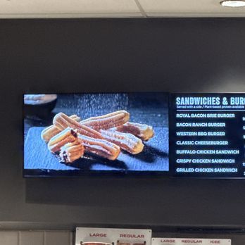 AMC DINE-IN STATEN ISLAND 11 - Updated December 2025 - 95 Photos & 196 ...