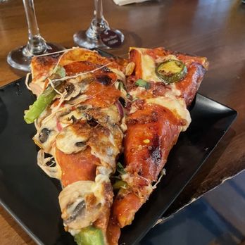 ENGINE 8 URBAN WINERY - Updated June 2024 - 393 Photos & 168 Reviews ...