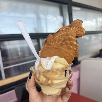 OMG SQUEE - 761 Photos & 310 Reviews - 4607 Bolm Rd, Austin, Texas ...