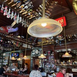 PARKWAY TAVERN - Updated June 2025 - 170 Photos & 320 Reviews - 313 N I ...