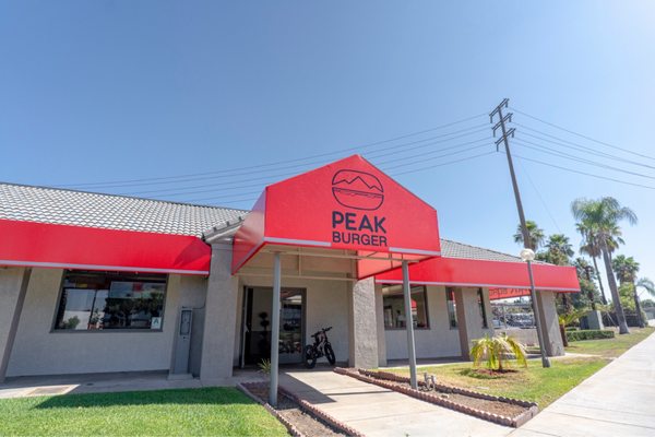 PEAK BURGER - 35 Photos & 47 Reviews - Fast Food - 14901 Alondra Blvd ...