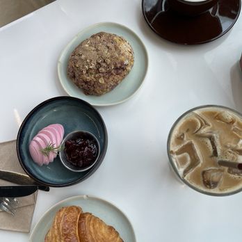 FREYA - Updated December 2025 - 100 Photos & 42 Reviews - 2655 NW ...