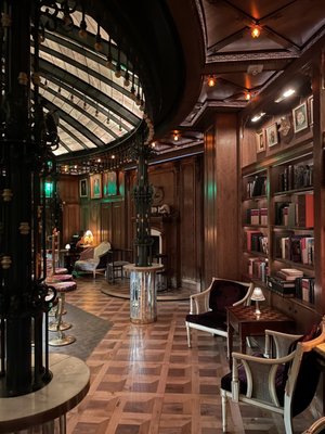 RAISED BY WOLVES - 1892 Photos & 1012 Reviews - Cocktail Bars - 4301 La ...