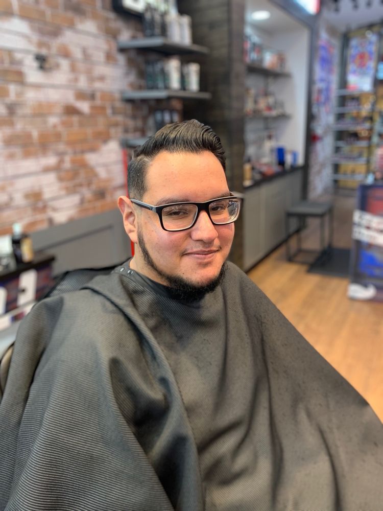 THE FADE ER BARBERSHOP - 40 Photos - Houston, Texas - Barbers - Phone ...