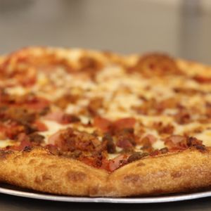 FIRST CLASS PIZZA TO GO - 12 Reviews - 95 Magnolia St S, Lincoln ...
