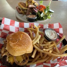 CHOWDERHEAD - Updated October 2025 - 110 Photos & 124 Reviews - 825 N ...